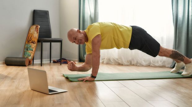 How To Do A Plank And 22 Killer Plank Variations | Coach