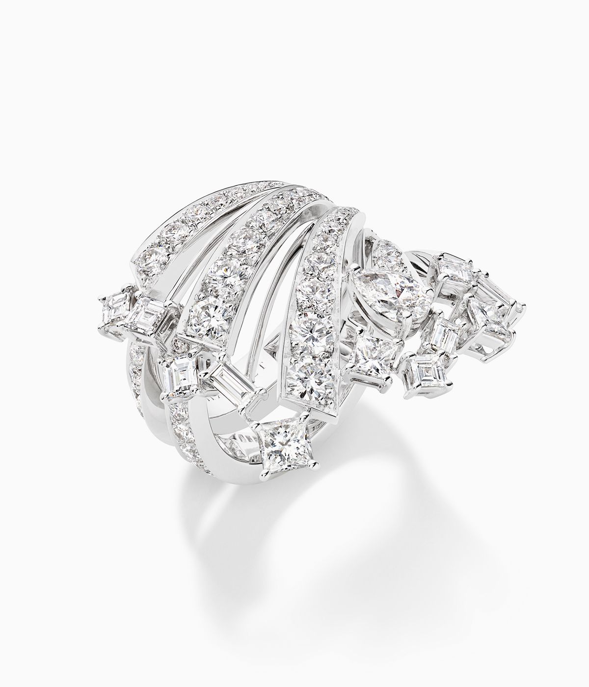 Chaumet Déferlante high jewellery draws waves in diamonds | Wallpaper