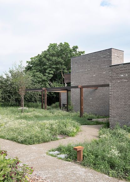 Belgian brick bungalow draws on California modernism | Wallpaper*