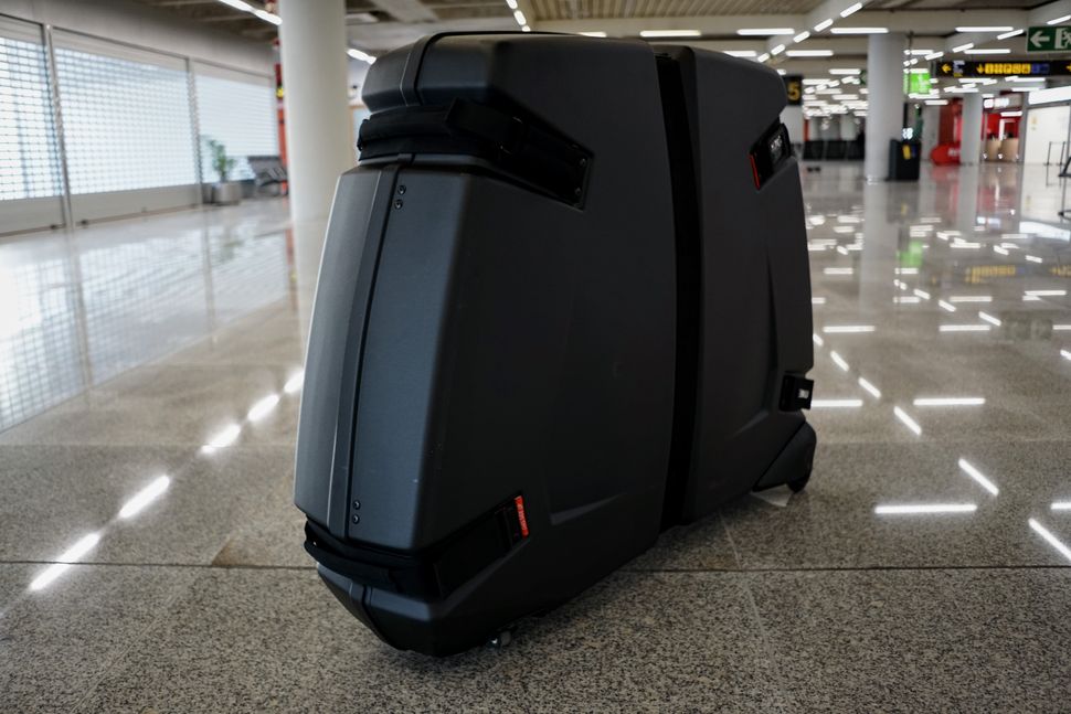 B&W International Bike Box 2.0 review: compact, robust protection ...