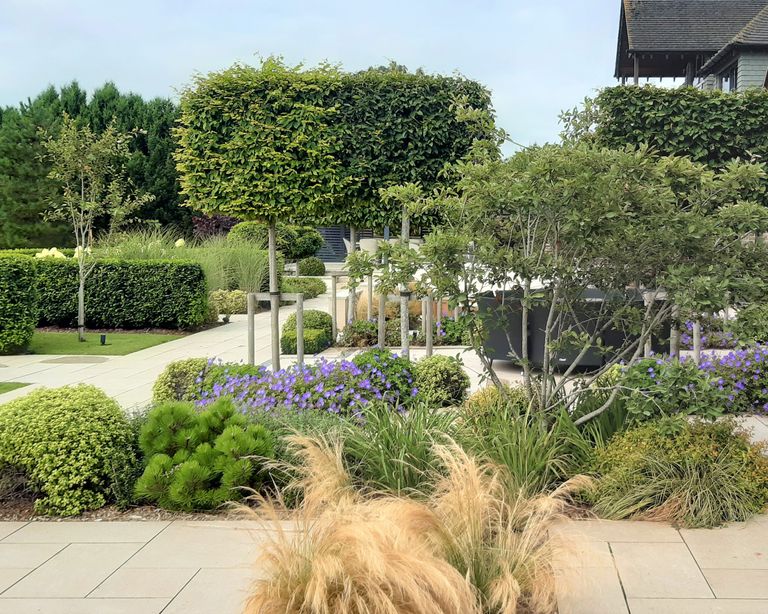Formal garden design: 8 ideas for gardens of all sizes | Homes and Gardens