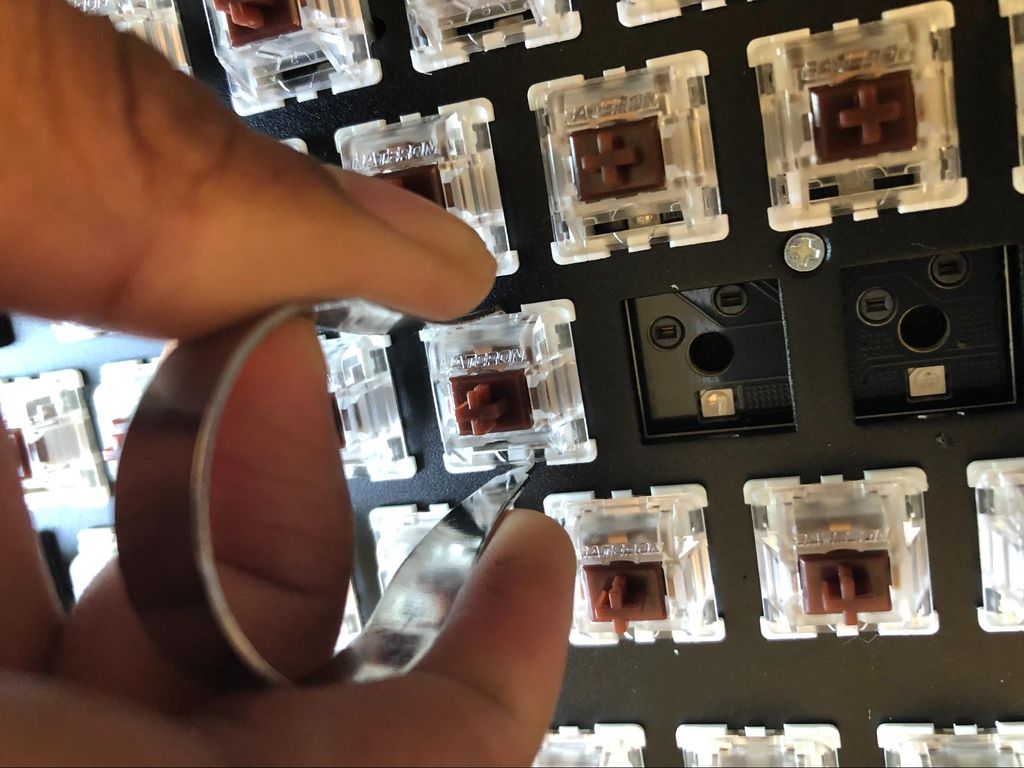 How to Change Mechanical Keyboard Switches in Minutes | Tom's Hardware