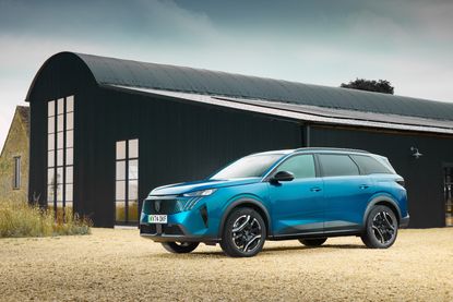 Peugeot E-5008 review: an adept but ostentatious electric SUV | Wallpaper*