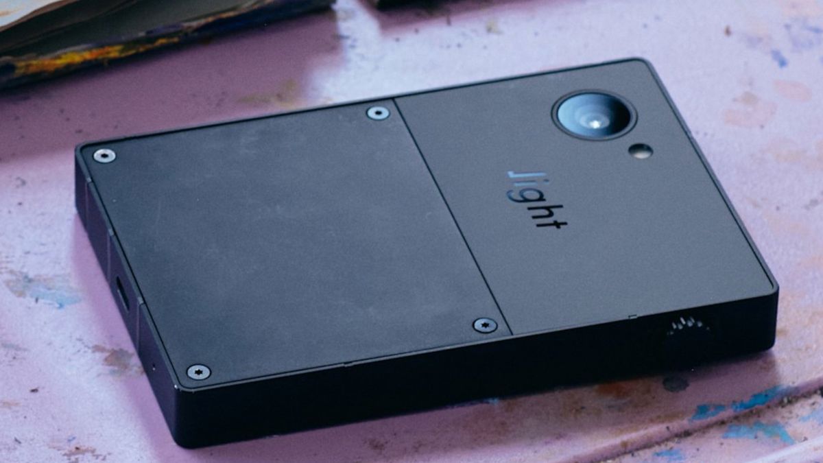 The Light Phone 3 is here with miniature features, massive $799 price ...