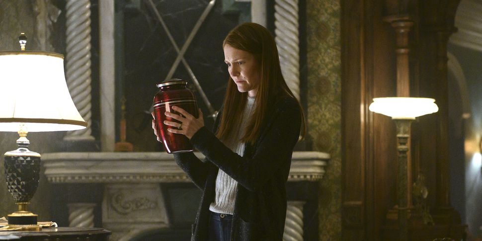 Netflix's Locke And Key: Cast List, Trailers, Review And More | Cinemablend