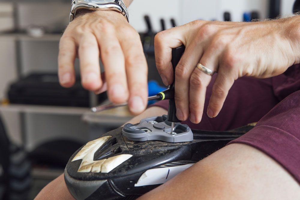Knee pain from cycling: everything you need to know | Cycling Weekly