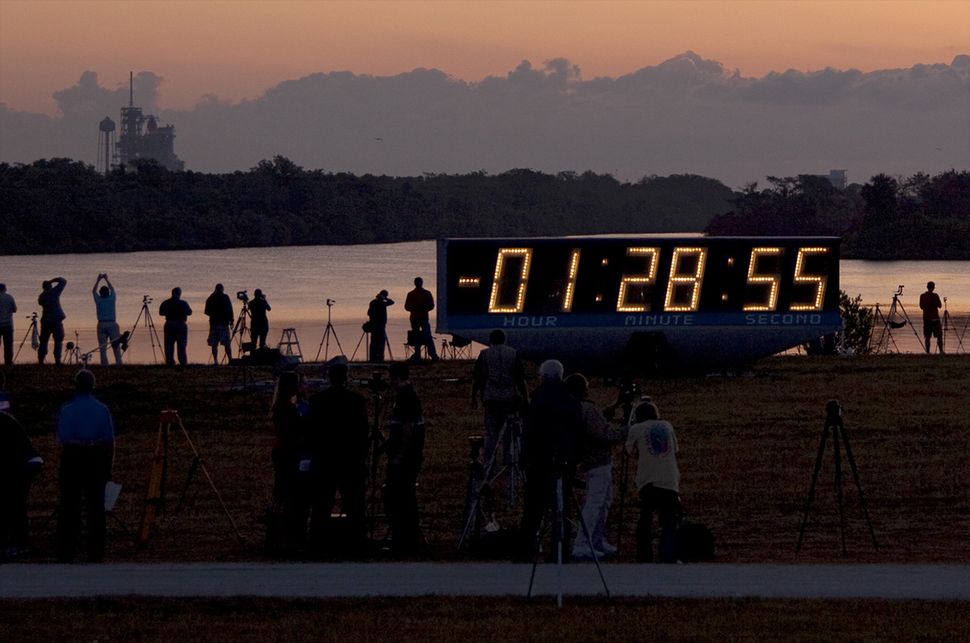 NASA's Iconic Countdown Clock Ticks Down Days to Replacement | Space