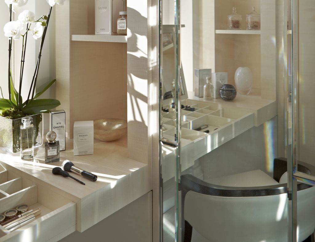 Makeup room ideas: 10 wonderful ways with makeup room decor | Homes and ...