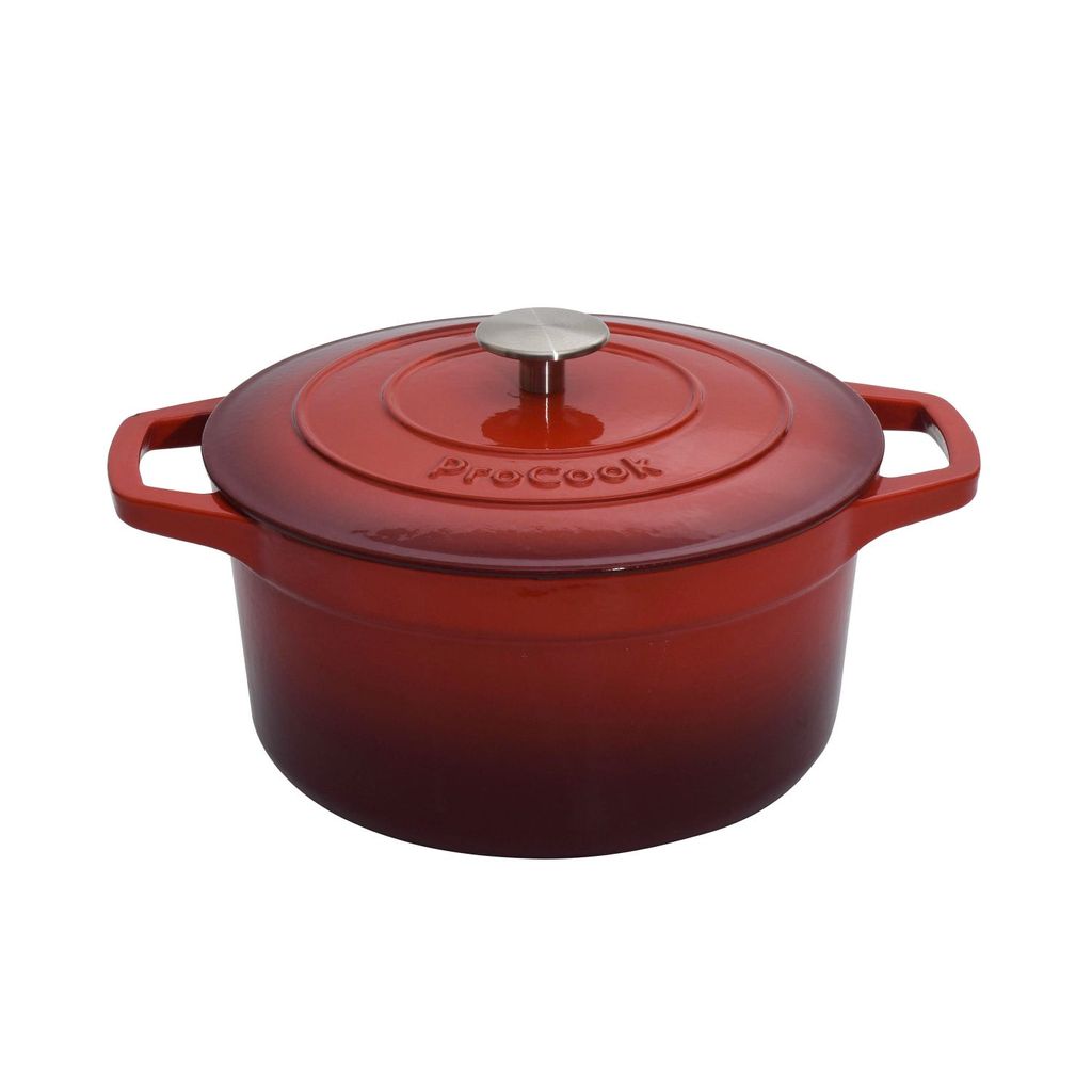 Aldi's sell-out cast iron dish has a stunning new colourway | Ideal Home