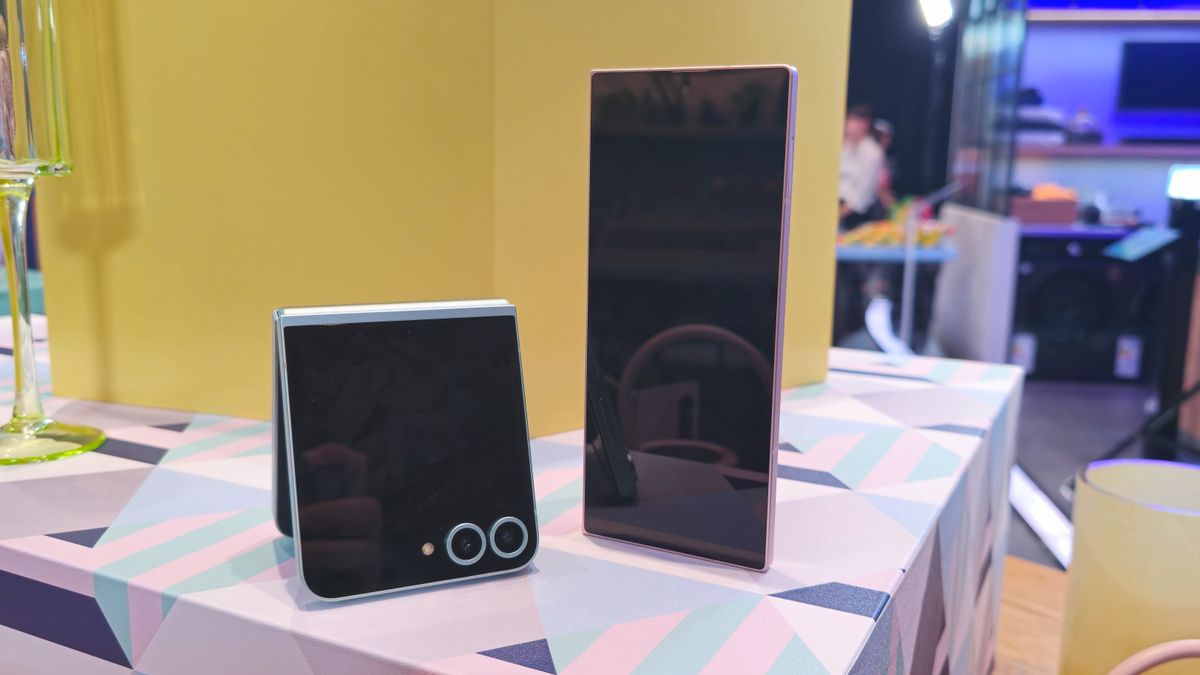 Tri-fold phones are cool – but they’re NOT the next big thing ...