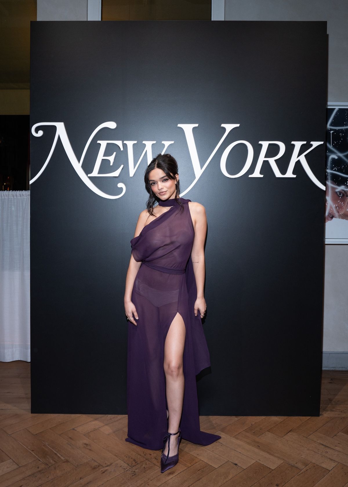 Move Over, Snow White! Rachel Zegler Is Looking Like A Greek Goddess In ...