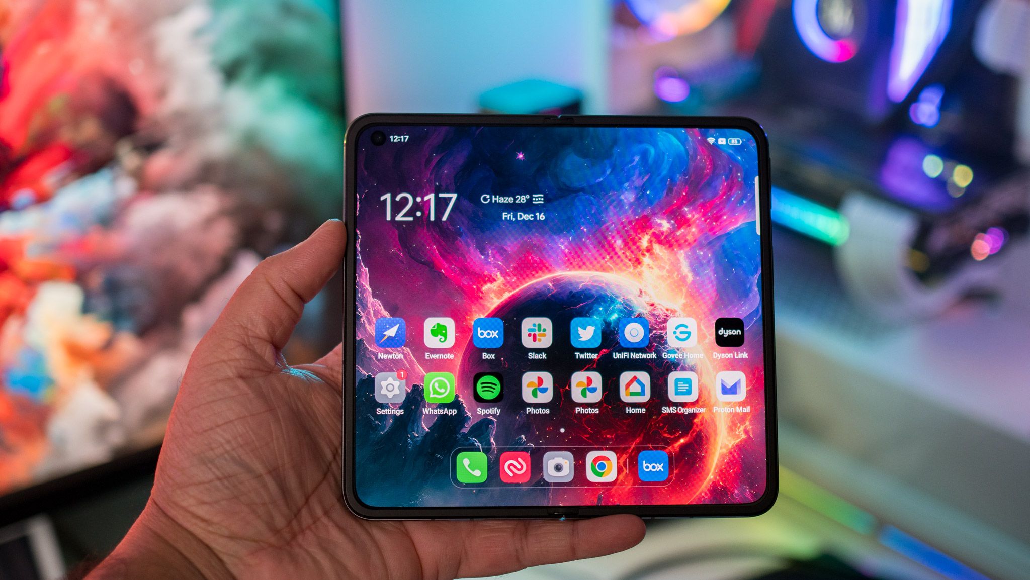 OnePlus confirms what we already know — a foldable is coming later this ...