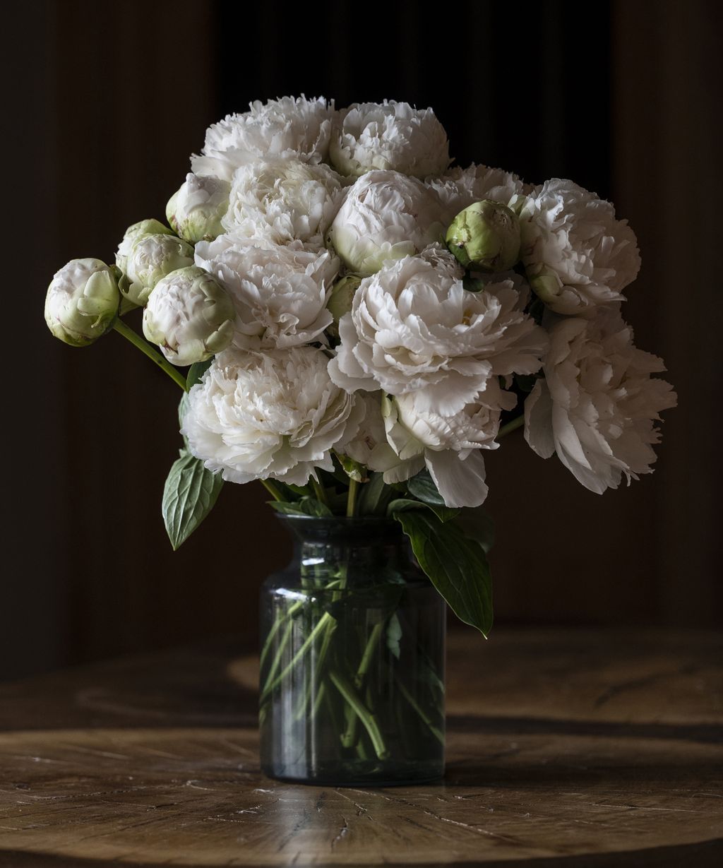 Peony styling tips – florists share their styling secrets | Livingetc