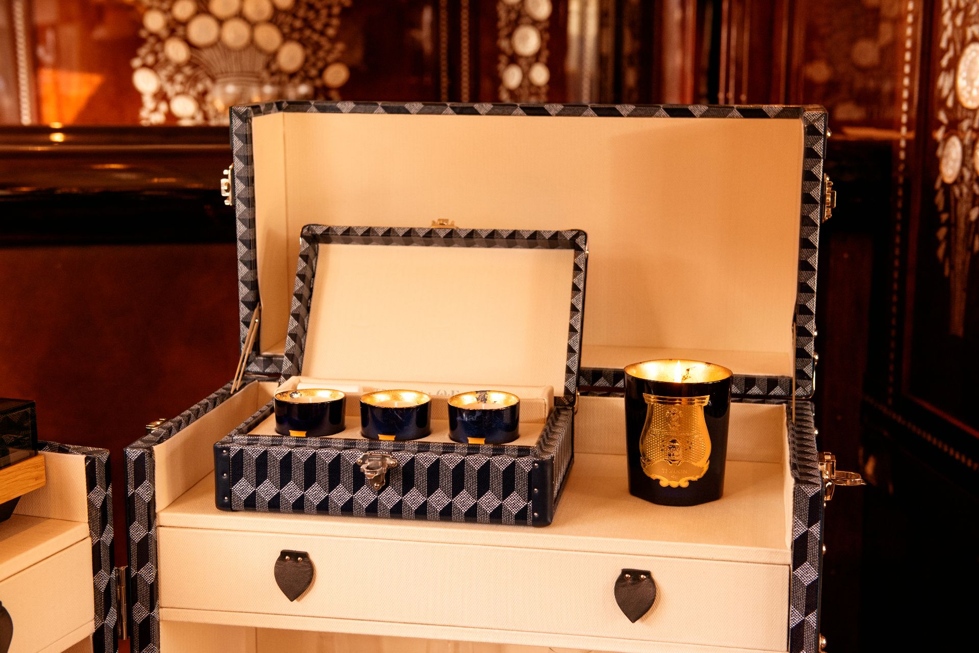 Journey in style with Orient Express travel objects | Wallpaper