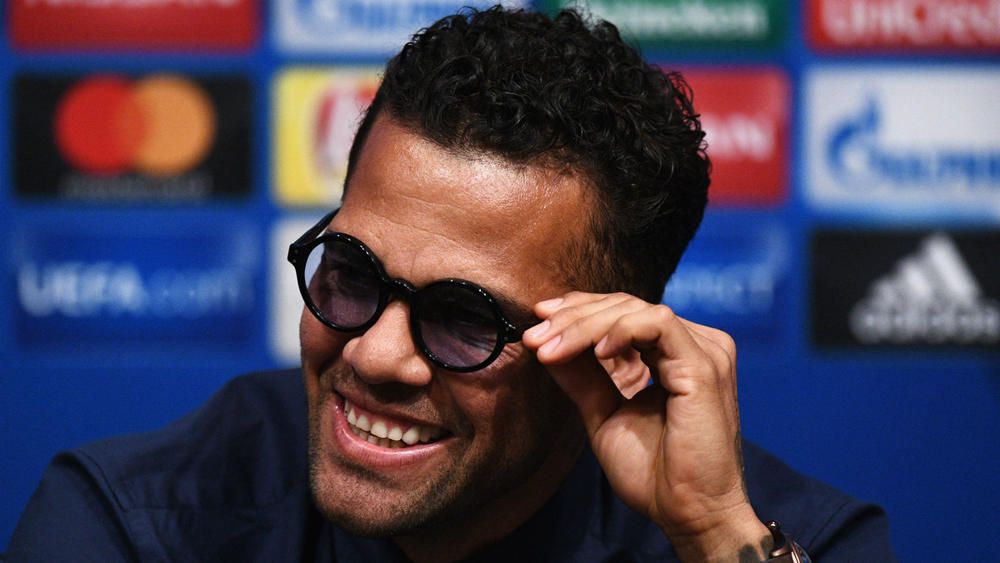 PSG to present Alves on Wednesday? Ligue 1 giants call news conference ...