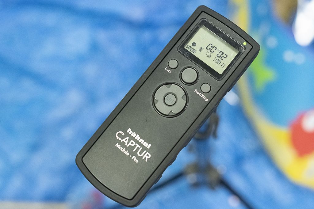 Home photography ideas: Flash & splash with water balloon portraits ...