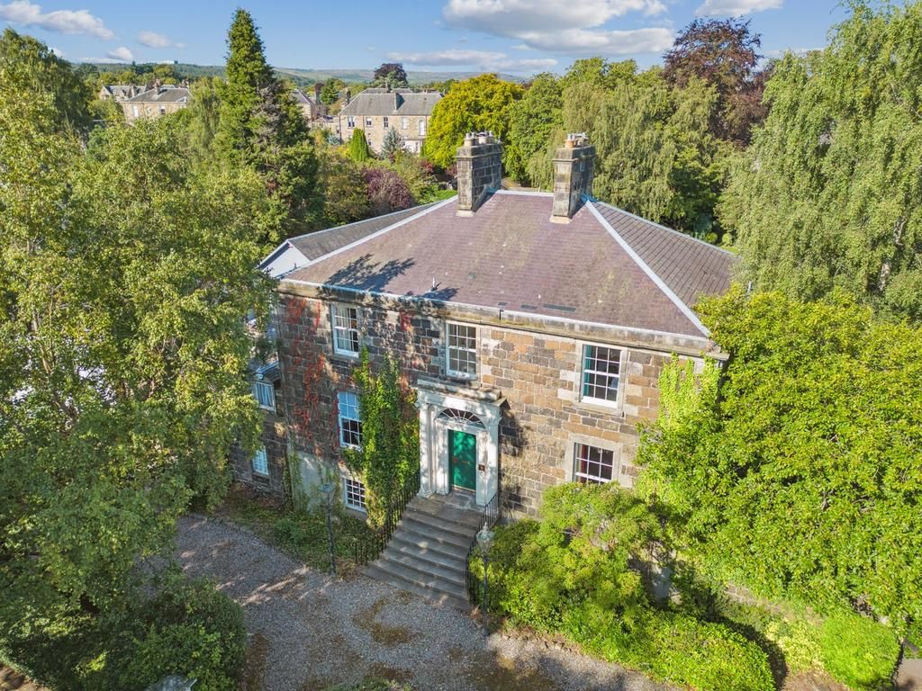 Ten of the best £1 million properties for sale in Britain today ...