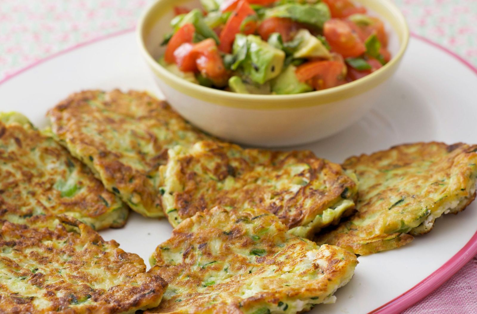 Courgette fritters | Dinner Recipes | GoodtoKnow