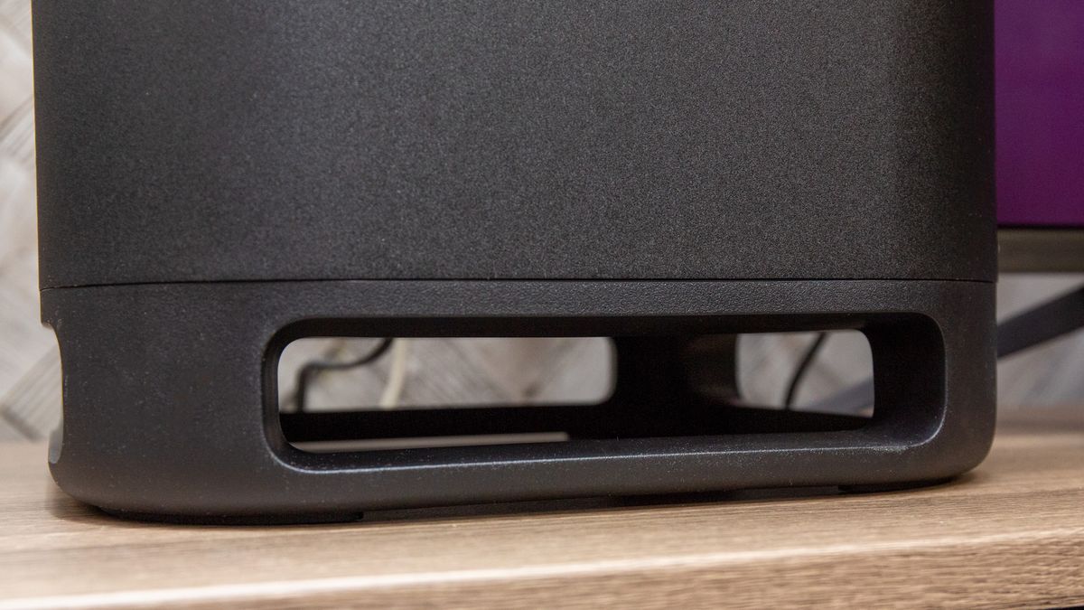 Roku Wireless Subwoofer Does Just What It Says | Tom's Guide