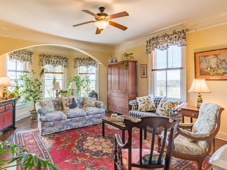 6 charming homes for country living | The Week