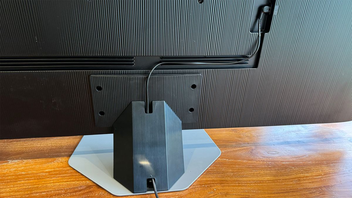 Samsung Q80D 55-inch review: powerful processing, rich colours ...