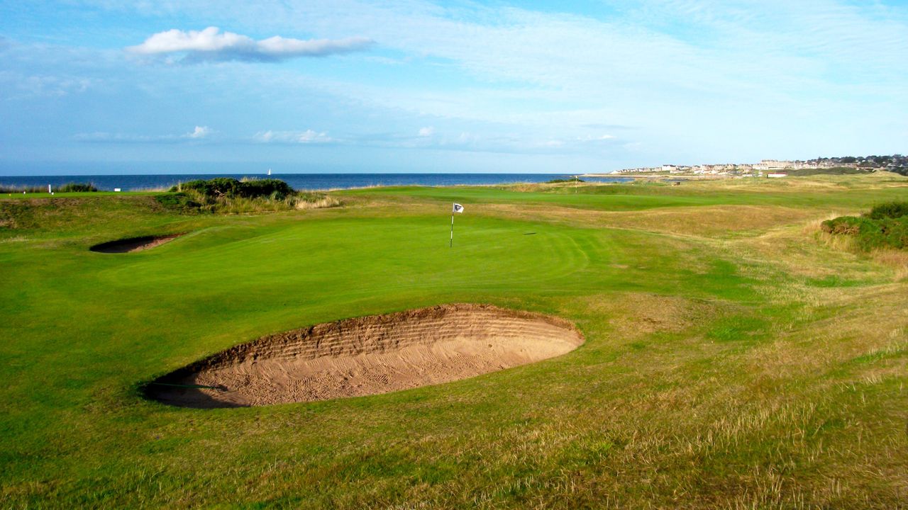 One Golf Club, Two Very Different Courses - We Tour The UK In Search Of ...