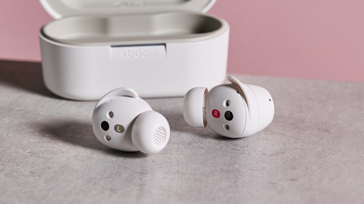 LG xboom Buds review: bass-heavy wireless earbuds tuned by will.i.am ...