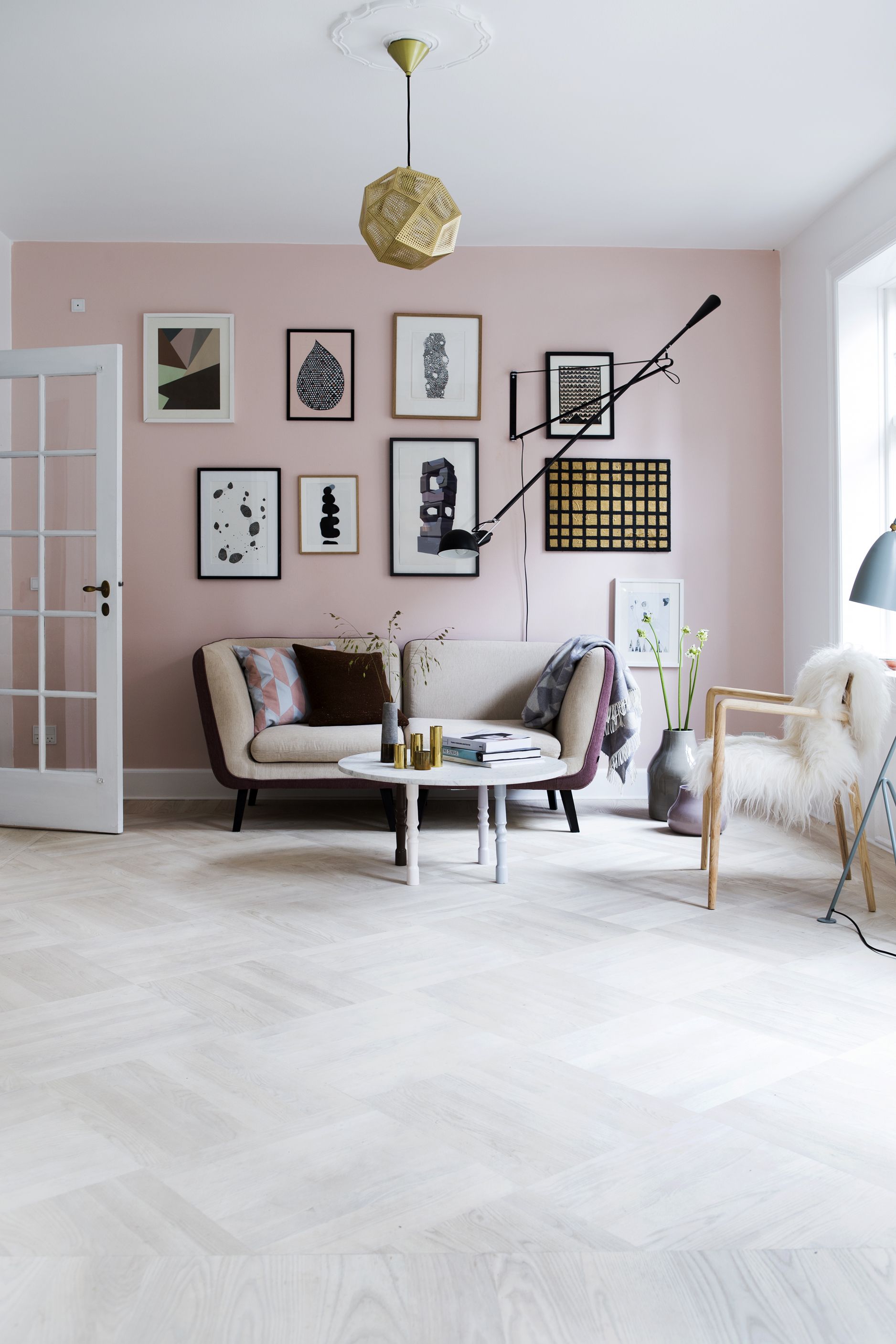 How to display photos: 11 inspiring ideas for displaying pictures on ...