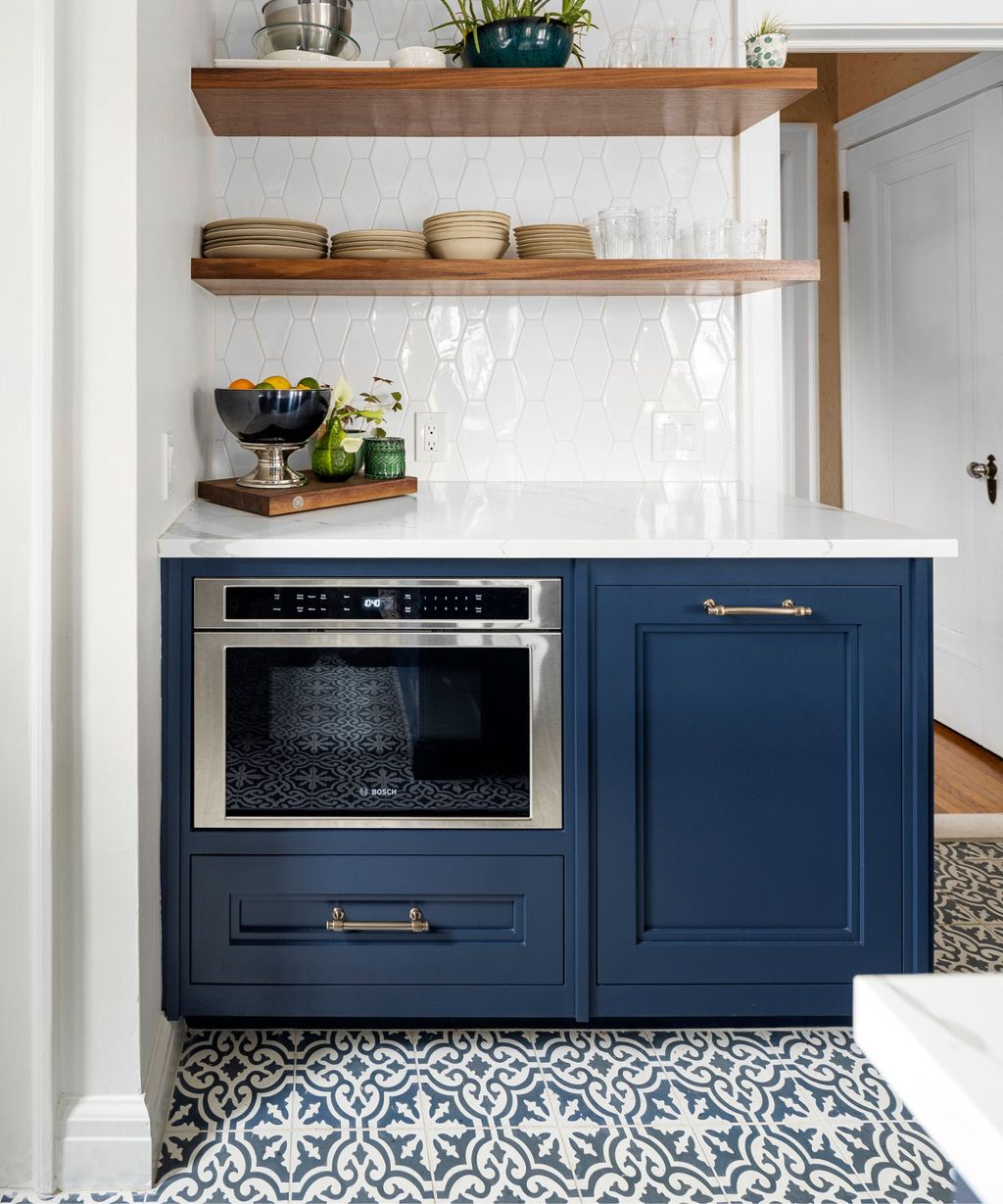 Modern Navy Blue Kitchen Cabinets — 7 Rooms to Inspire | Livingetc