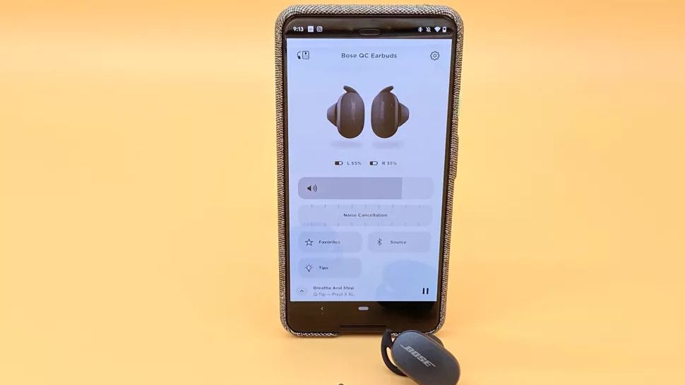 Samsung Galaxy Buds Pro vs. Bose QuietComfort Earbuds: Which wireless ...