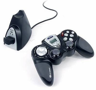 Saitek P3000 Pad - Annual Review: Six Gamepads | Tom's Hardware