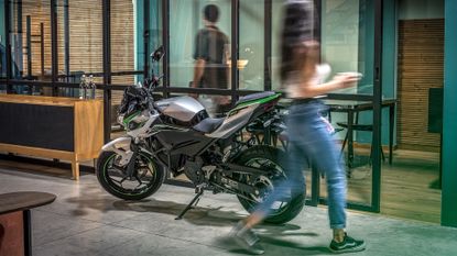 Kawasaki’s legendary Ninja sports bike goes electric, so you can now ...
