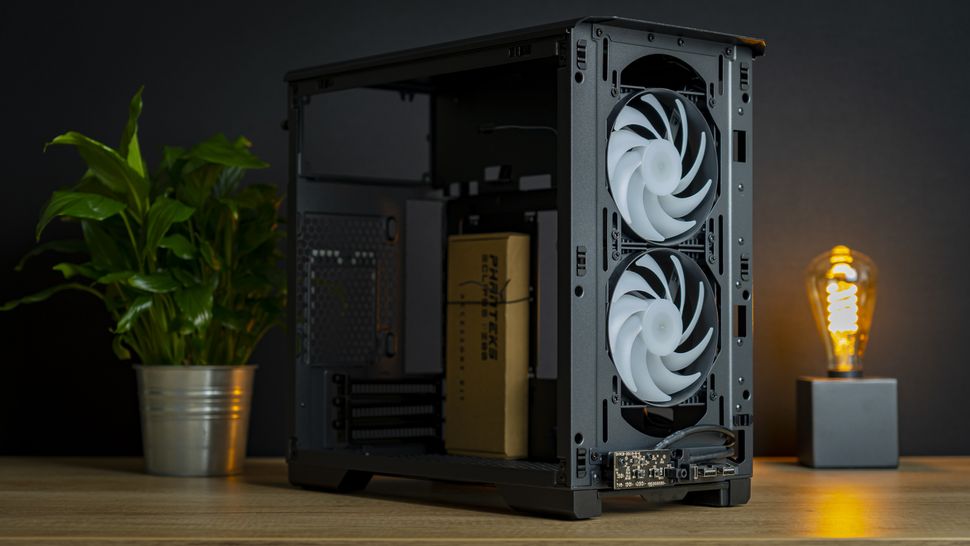 Phanteks P200A Review: Simple $70 ITX Glory | Tom's Hardware