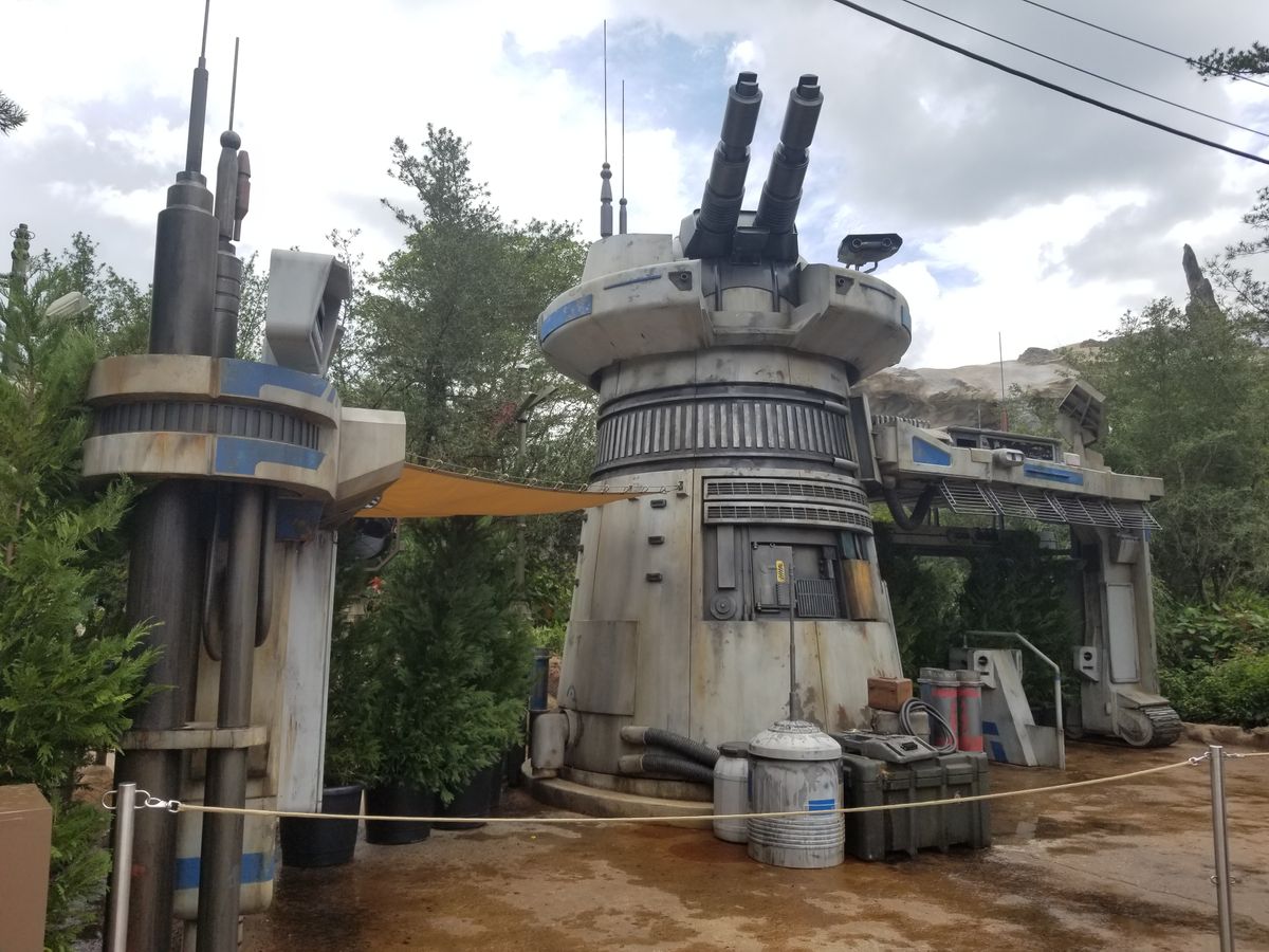 Take a Journey Through Disney's 'Star Wars: Galaxy's Edge' | Space