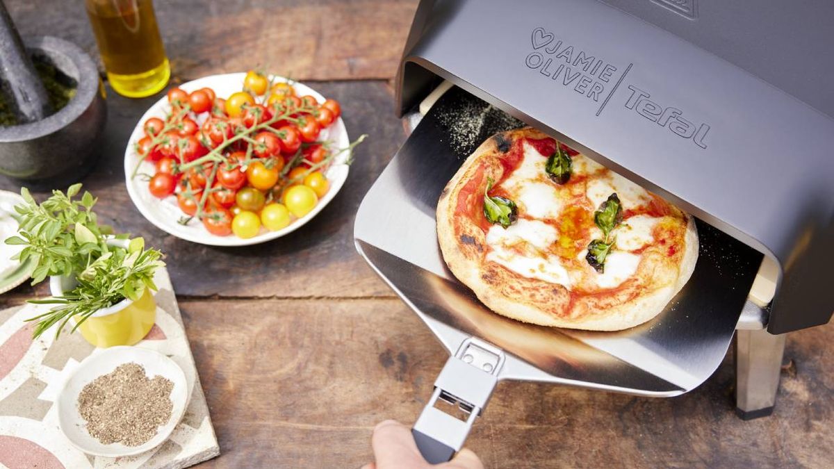Watch out Ooni – Tefal teams up with Jamie Oliver on a new gas-powered ...