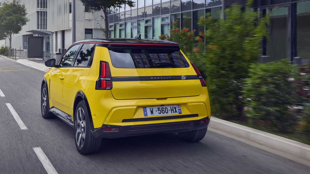 I’ve driven the new Renault 5 – and it's finally the first small, fun ...