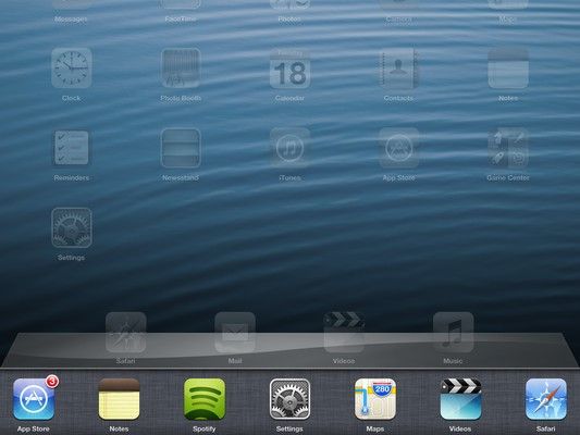 Apple iPad vs. Microsoft Surface: Which is Better for Business ...