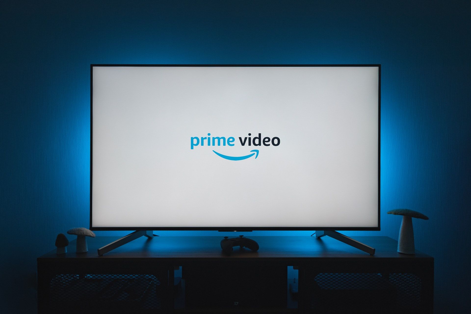 Netflix vs Amazon Prime - which is better for you? | Livingetc