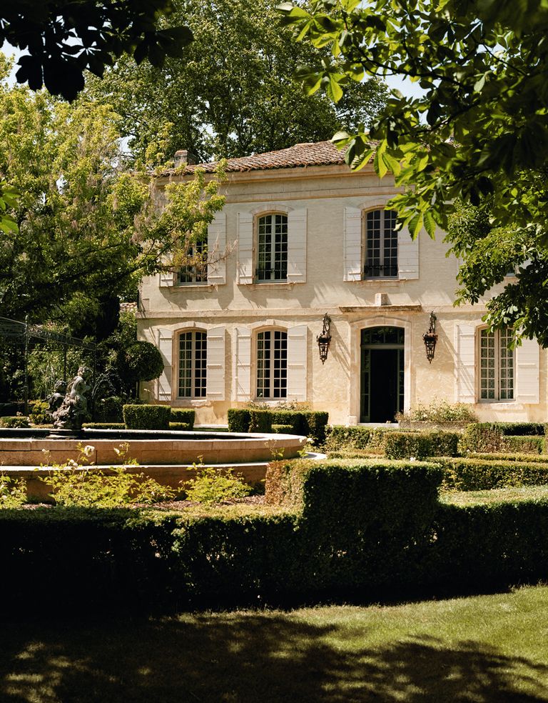 Explore A Historic Farmhouse In Provence With Modern Rustic Interiors ...