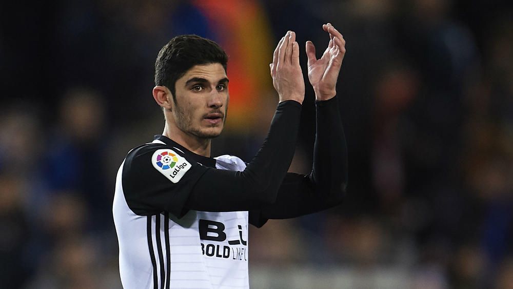 Guedes signs on for six years at Valencia | FourFourTwo