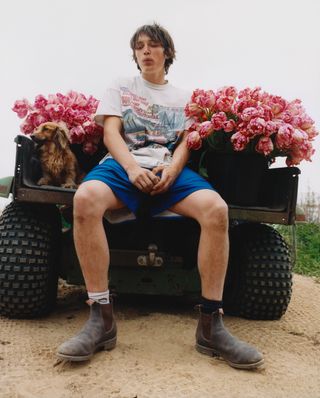 The young British flower farmers championing sustainable growing ...