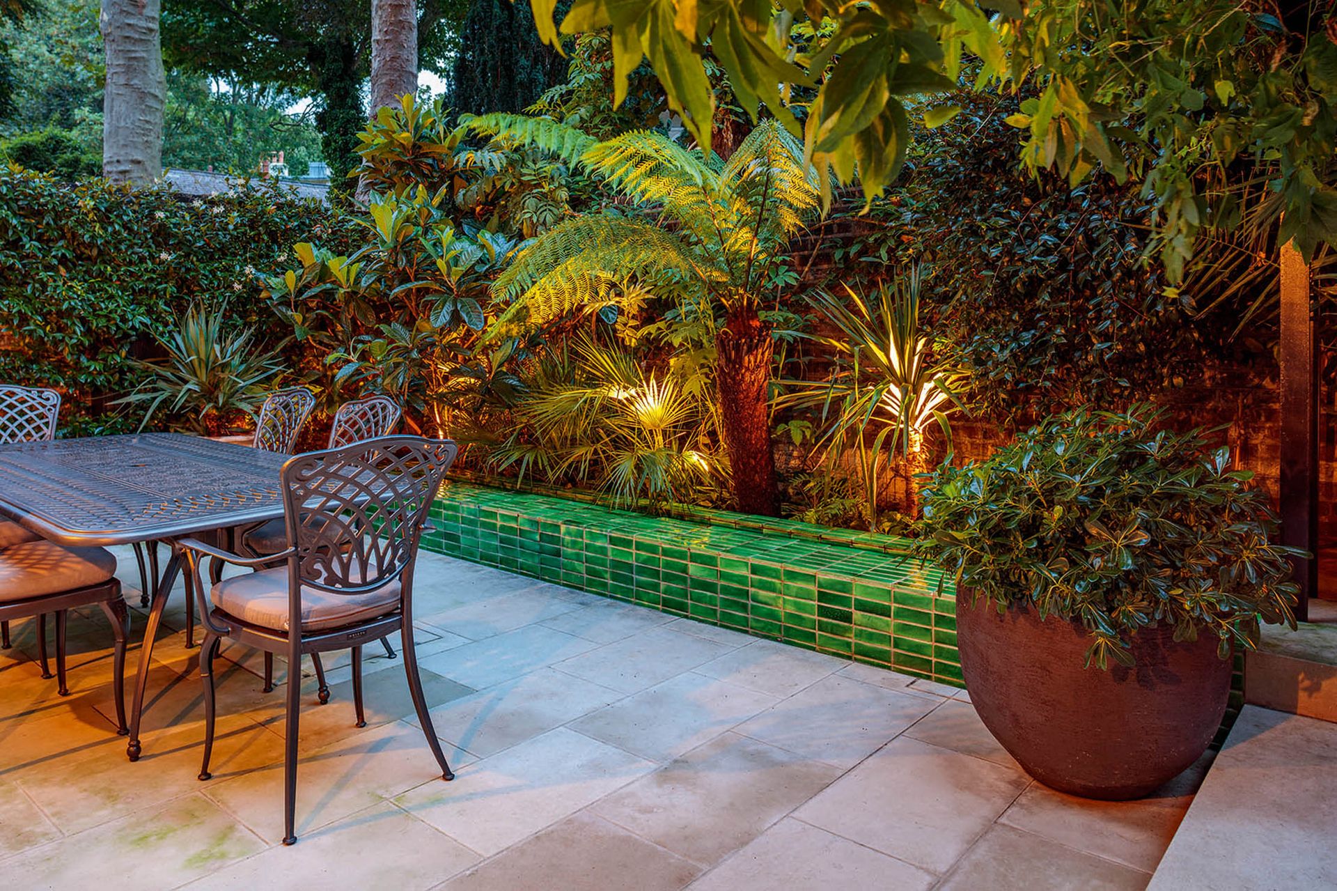 City garden tips: 10 ways to bring a touch of English country garden to ...