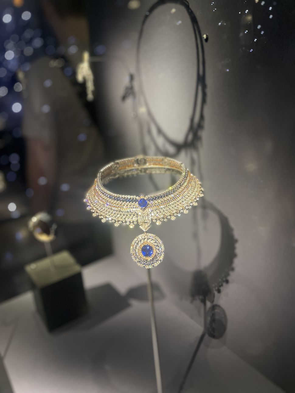 Jewels sparkle like stars in Van Cleef and Arpels' 'Cosmic Splendor' at ...