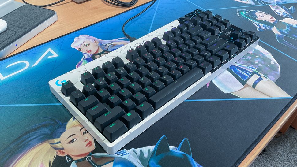 Logitech G Pro K/DA keyboard review: K-pop and LoL unite | Laptop Mag