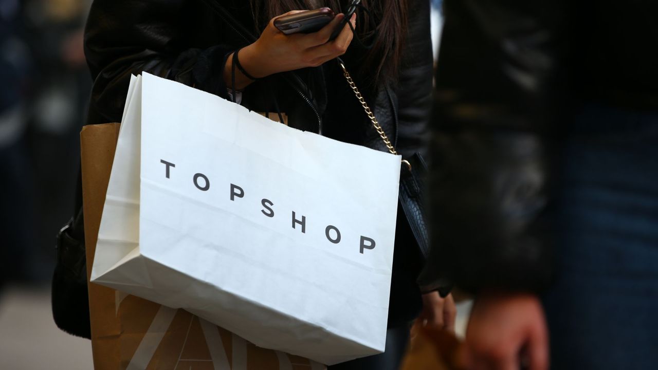 Fashion revivals over the years, from throwback styles to brand ...
