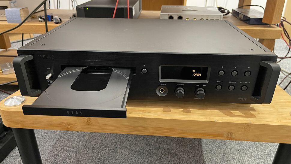 TEAC VRDS-701 review: a terrific premium CD player that’s a joy to use ...