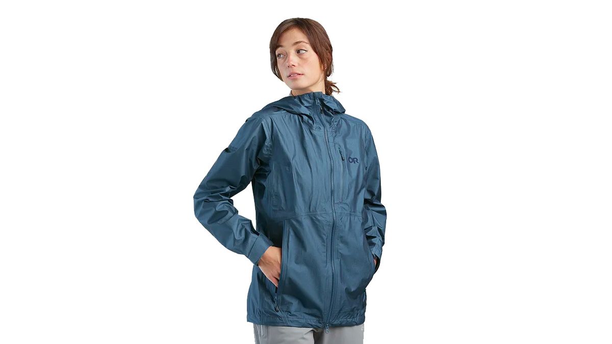 Best waterproof jackets: your shield against wind and rain | Advnture