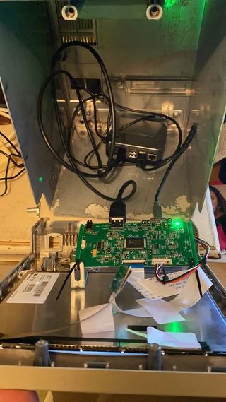 Raspberry Pi 4 Powers Retro Apple Experience | Tom's Hardware