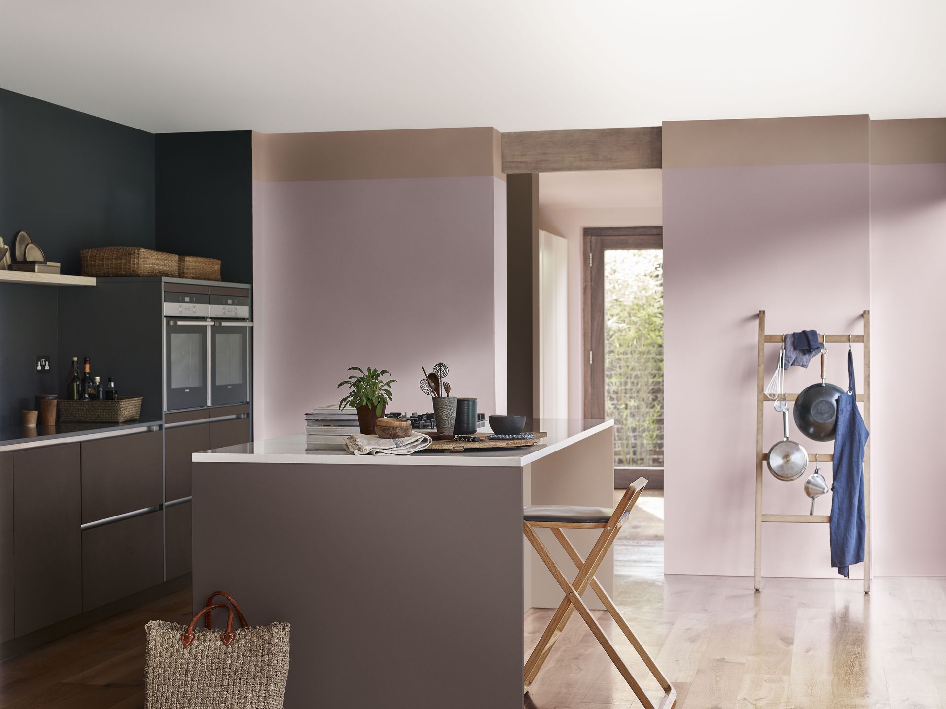 10 purple kitchen ideas that will add flair to your space | Real Homes