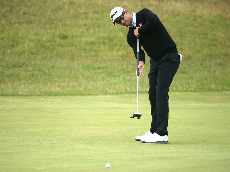 Wayne Riley on the anchored putter | Golf Monthly